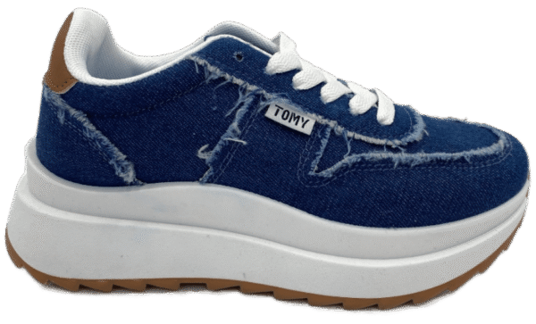Tomy Takkies – Tique O Glam
